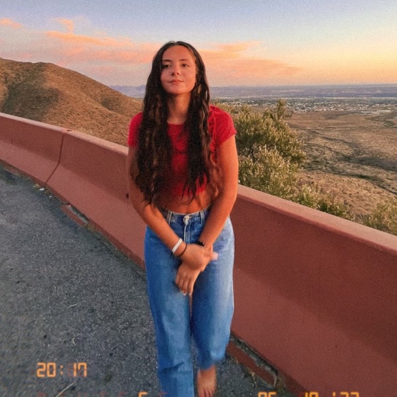 Sophia's Closet (@sophia_keiser) | Poshmark